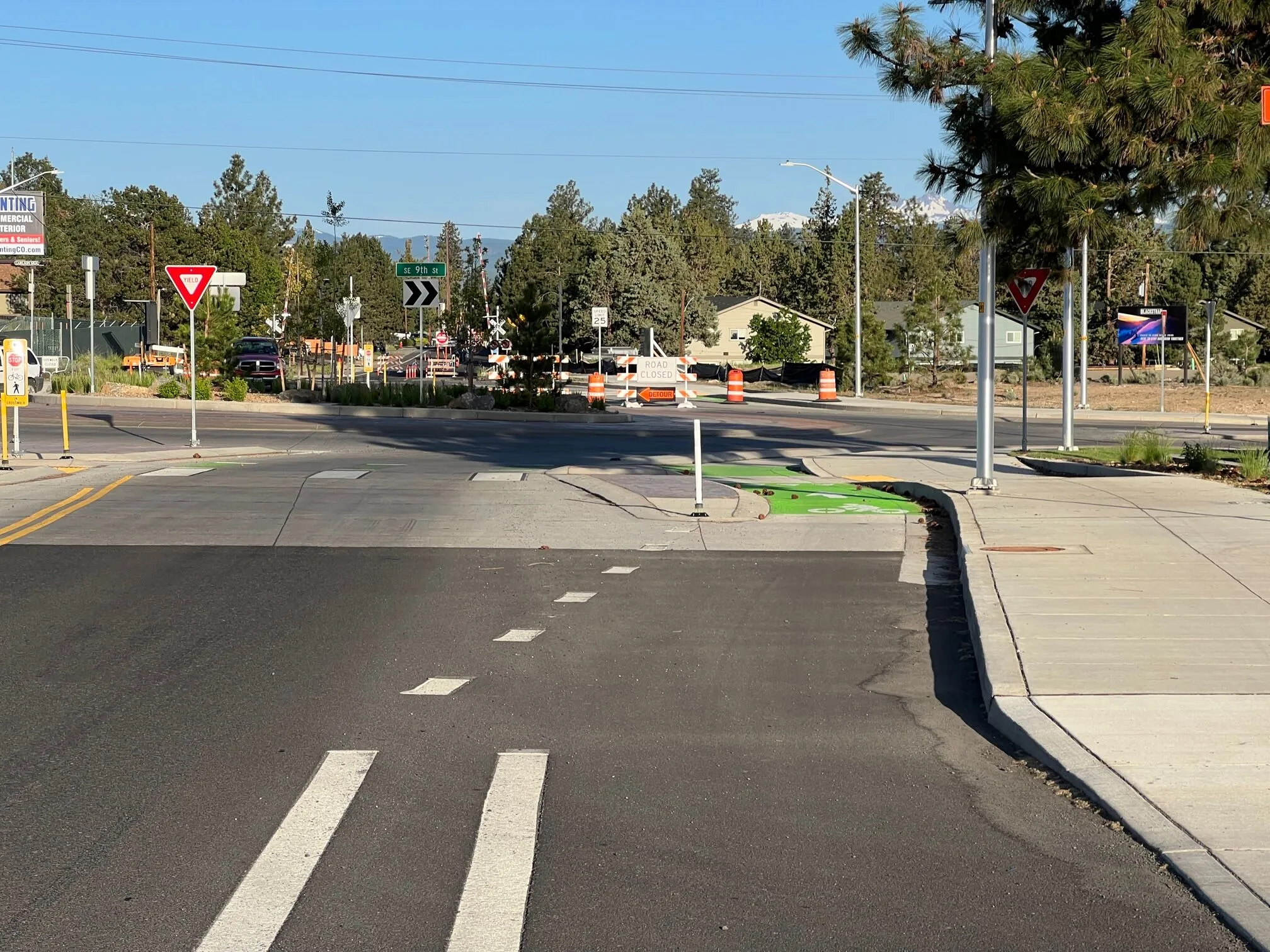 Protected roundabouts - Bend Bikes